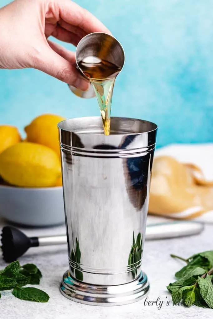 Easy Bourbon Smash (Whiskey Cocktail Recipe)