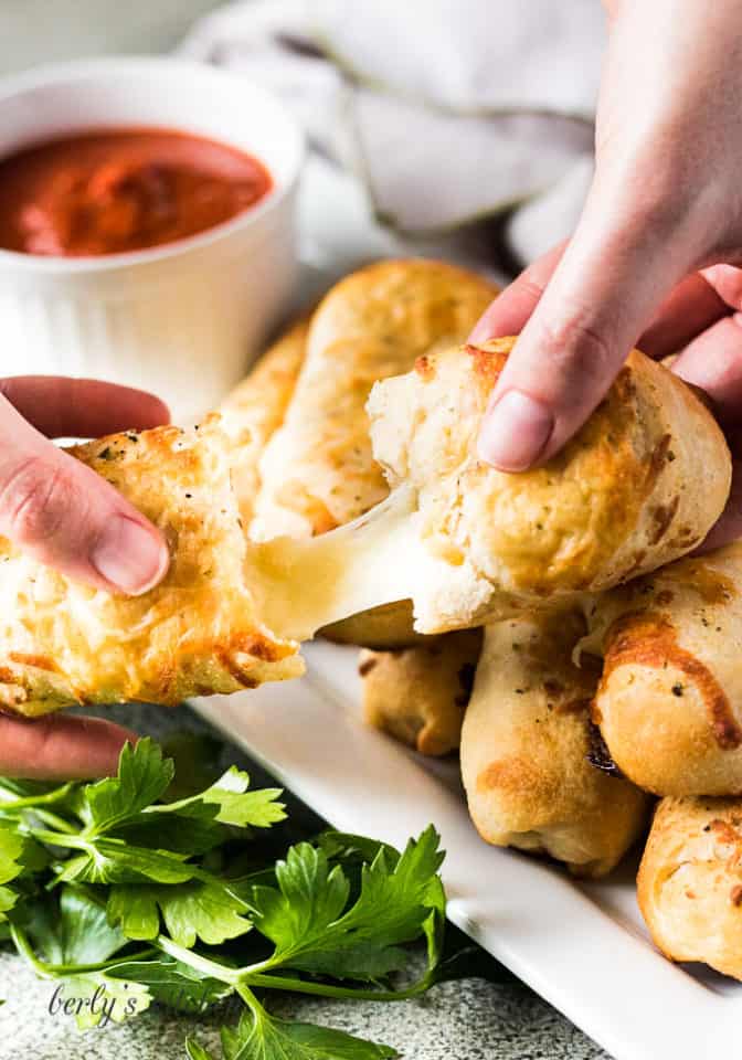 Easy Cheese Stuffed Breadsticks