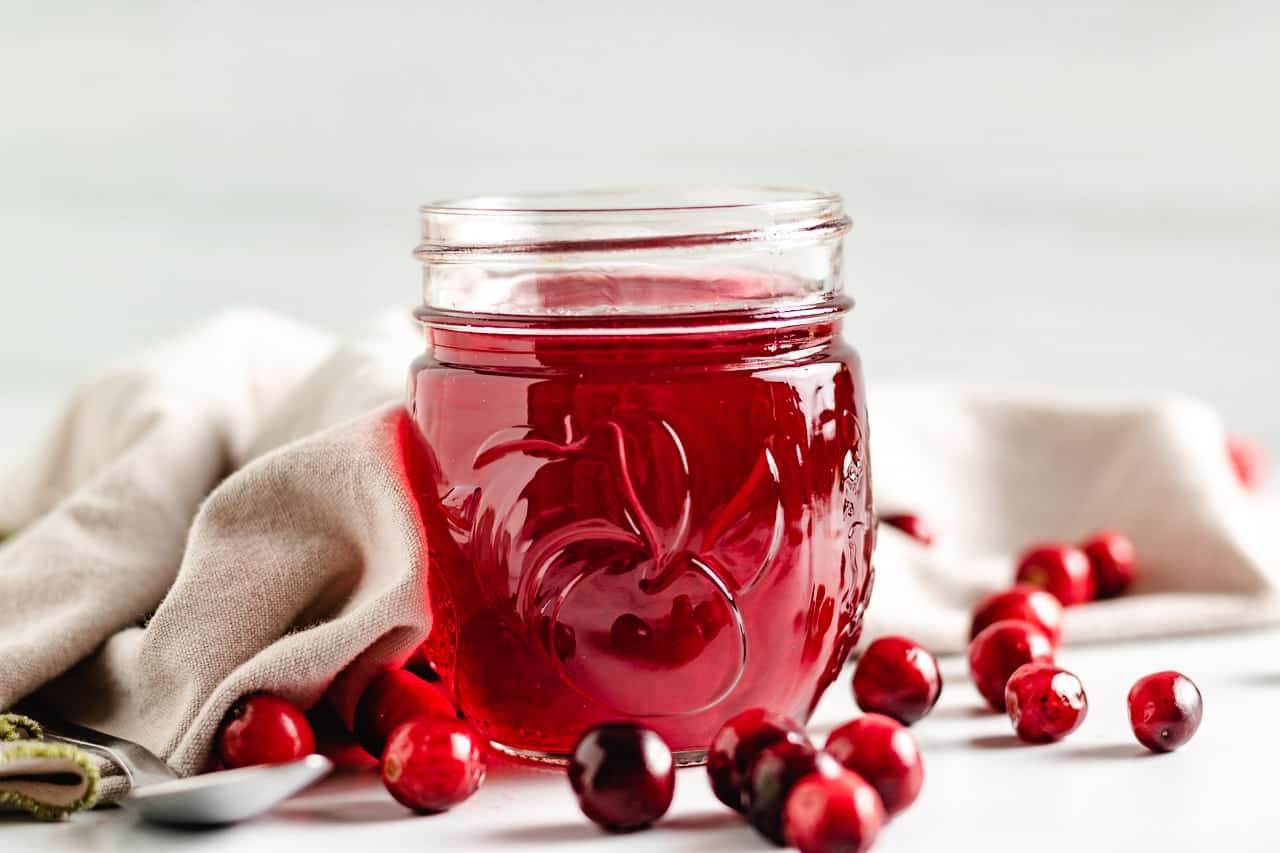 Cranberry Simple Syrup | Berly's Kitchen