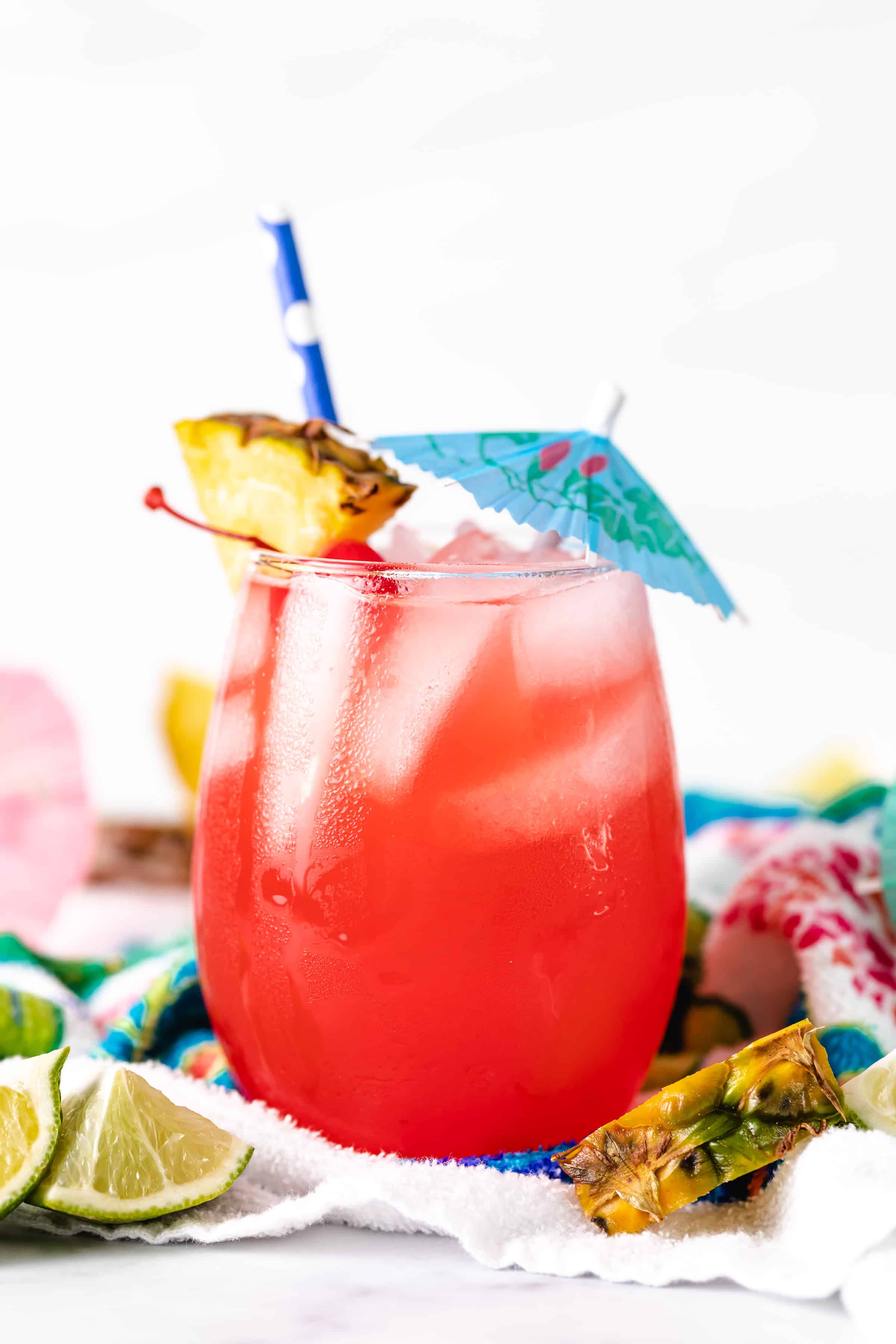 Bahama Mama On The Rocks
